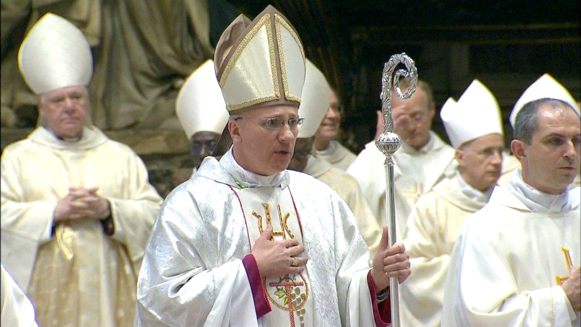 Pour le cardinal Parolin, le nonce apostolique doit protéger les plus ...