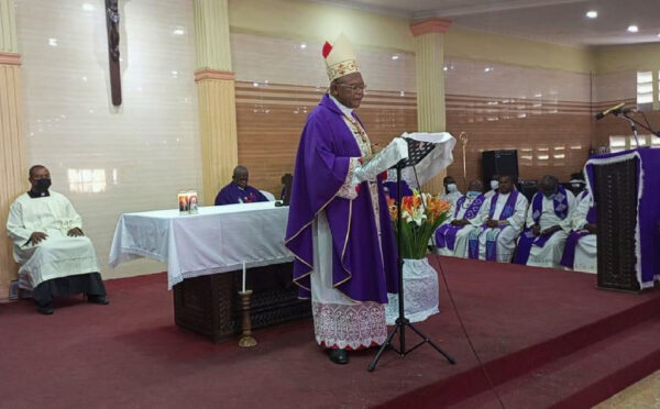 RDC: Fridolin Ambongo, un cardinal aux fronts – Portail catholique suisse